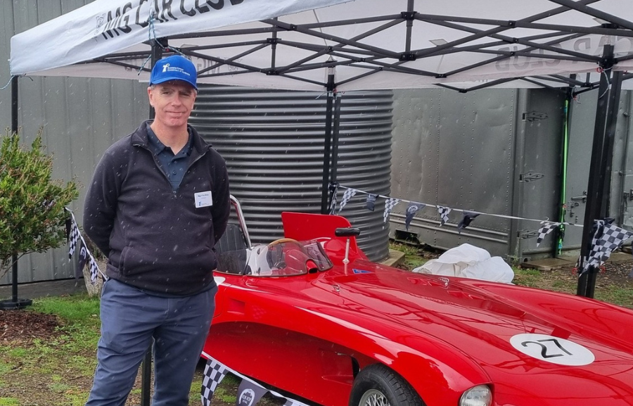 Volunteering after a diagnosis: Nigel McBride supporting other men ...